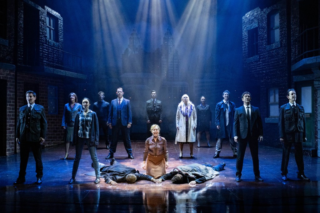 Review: Blood Brothers – The Edinburgh Playhouse – Corr Blimey